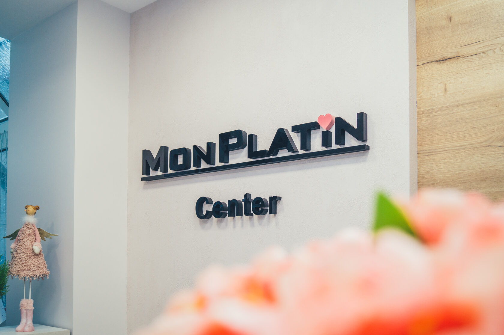 Центр Mon Platin фирменный салон красоты